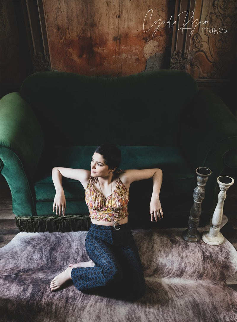 Kate Distressed Victorian Wall with Autumn Colors Backdrop Designed by