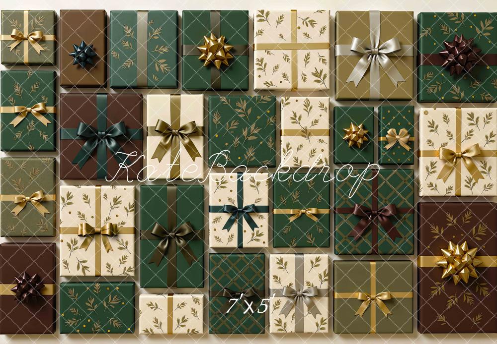 Elegant Green and Gold Gift Wrap Backdrop